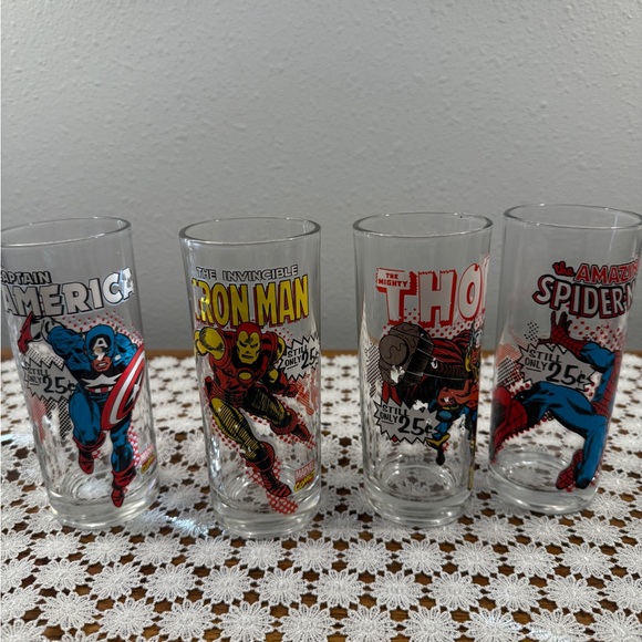 Marvel | Dining | Marvel Captain America Glass With Red And Blue Design ...